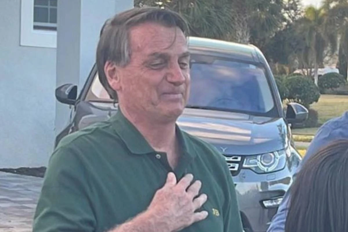 Vídeo: Bolsonaro chama Lula de nove dedos e critica ministro do STF