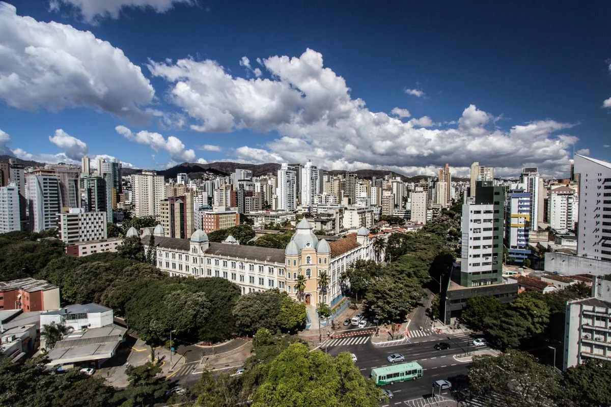 Sensação térmica chega a -6,2°C e BH tem amanhecer gelado nesta sexta