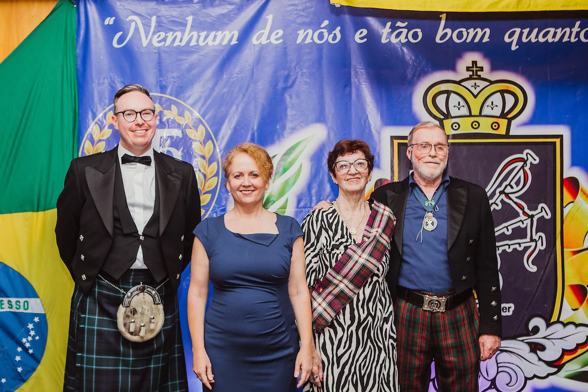 Embaixada do Reino Unido homenageia poeta Robert Burns em evento