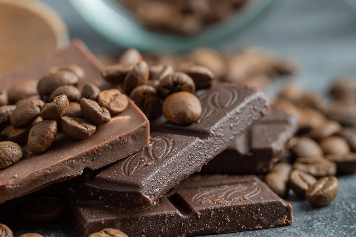 Chocolate enriquecido com café pode ser mais nutritivo, indica estudo