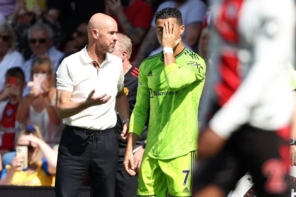 Após críticas, treinador do Manchester United rebate Cristiano Ronaldo