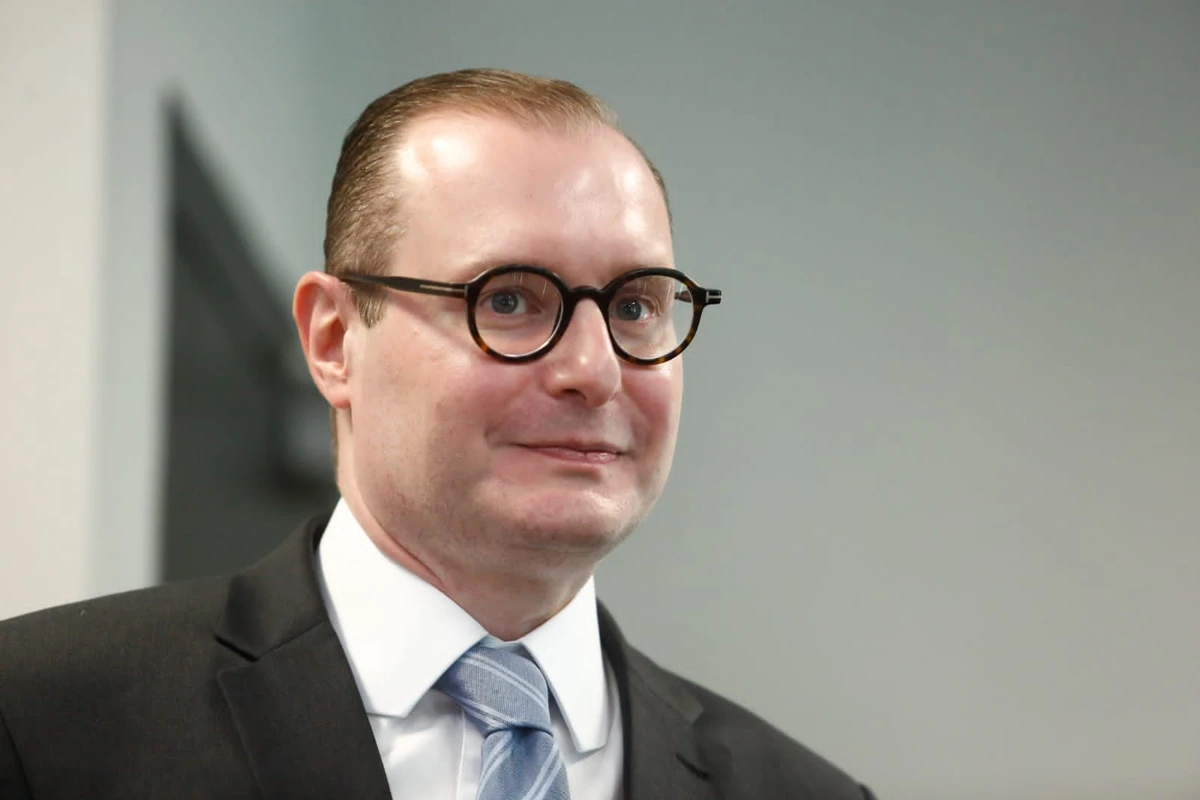 Em uma semana, Zanin se reuniu com senadores de 7 siglas por apoio ao STF