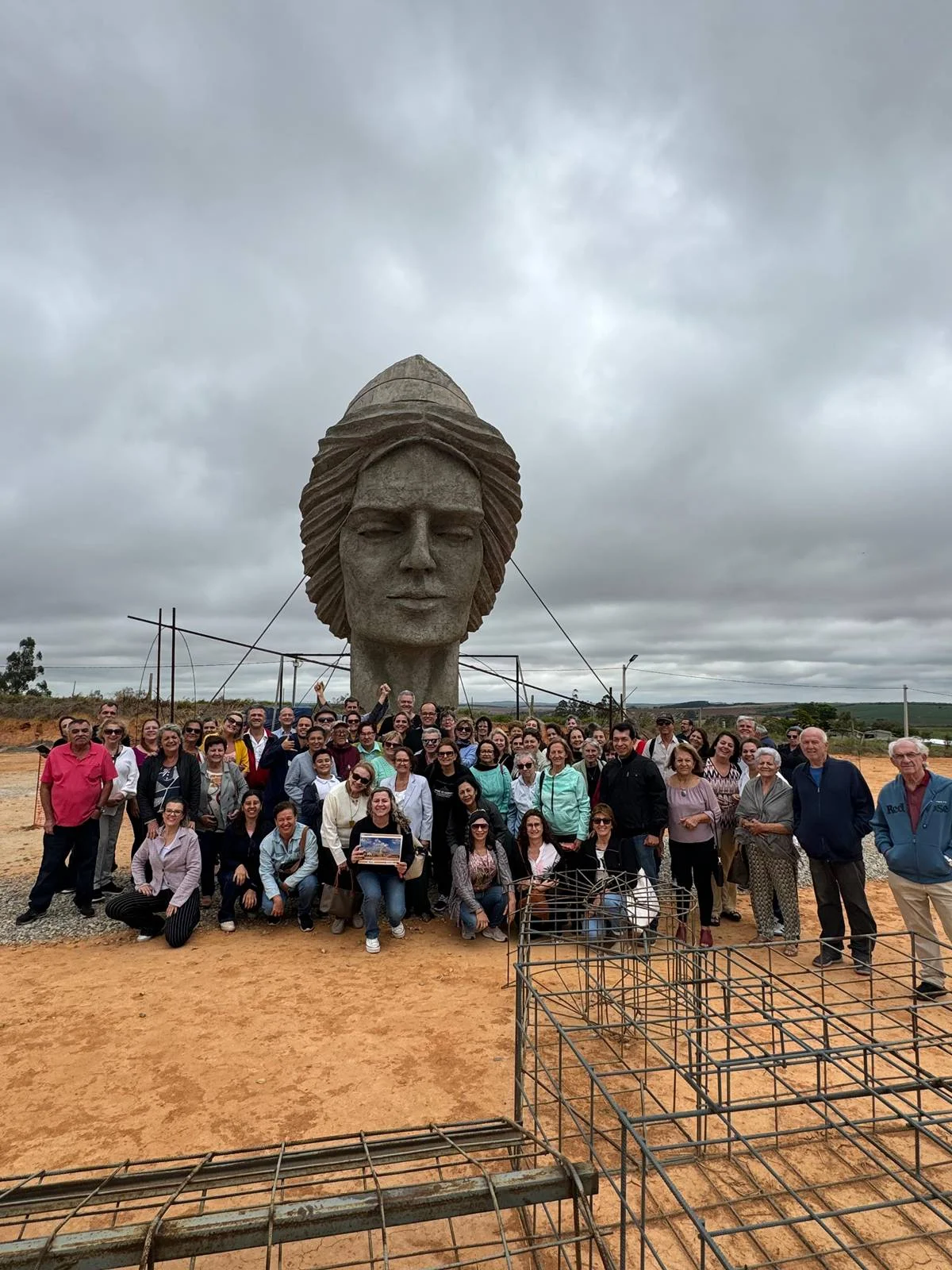 Veja o andamento da obra da maior estátua católica do mundo em SP