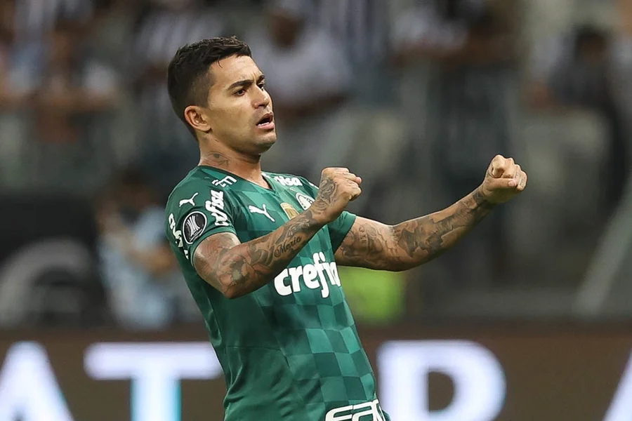 Golpe milionário: ex-assessor de Dudu, do Palmeiras, é alvo de buscas