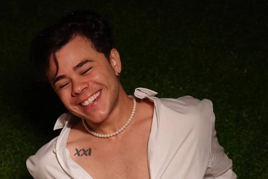 Ator opina sobre participação de trans em provas esportivas